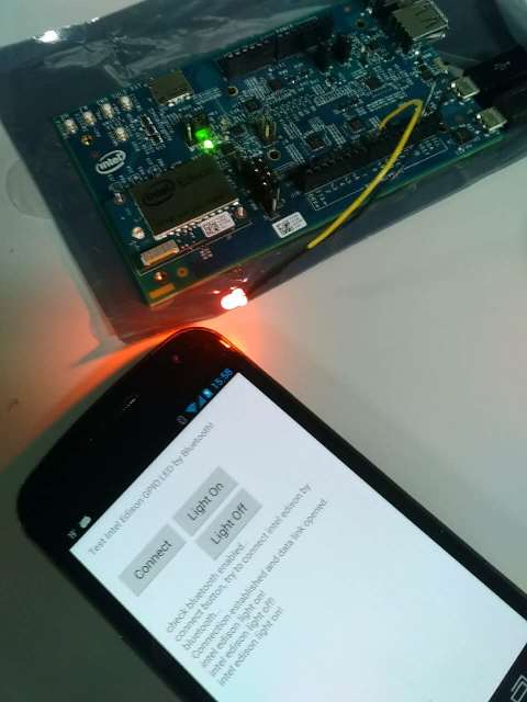 Intel Edison Board Bluetooth control GPIO